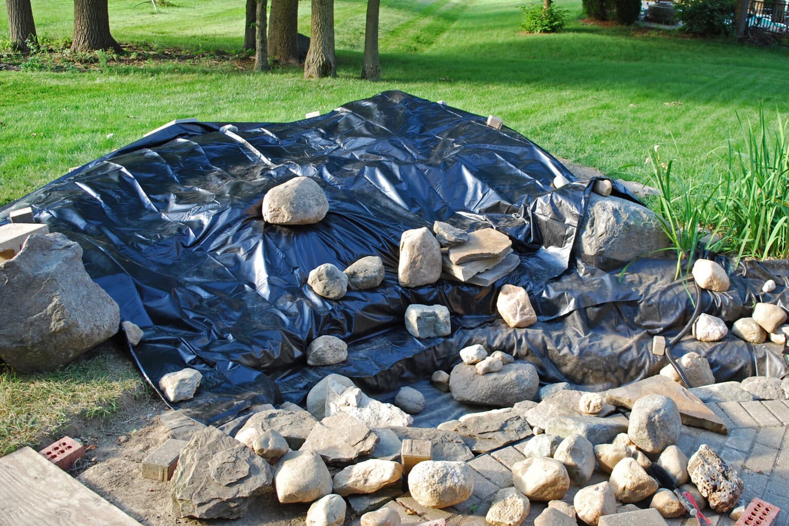 How to Hide Your Septic Tank Cover with Landscaping - Bridgewater ...